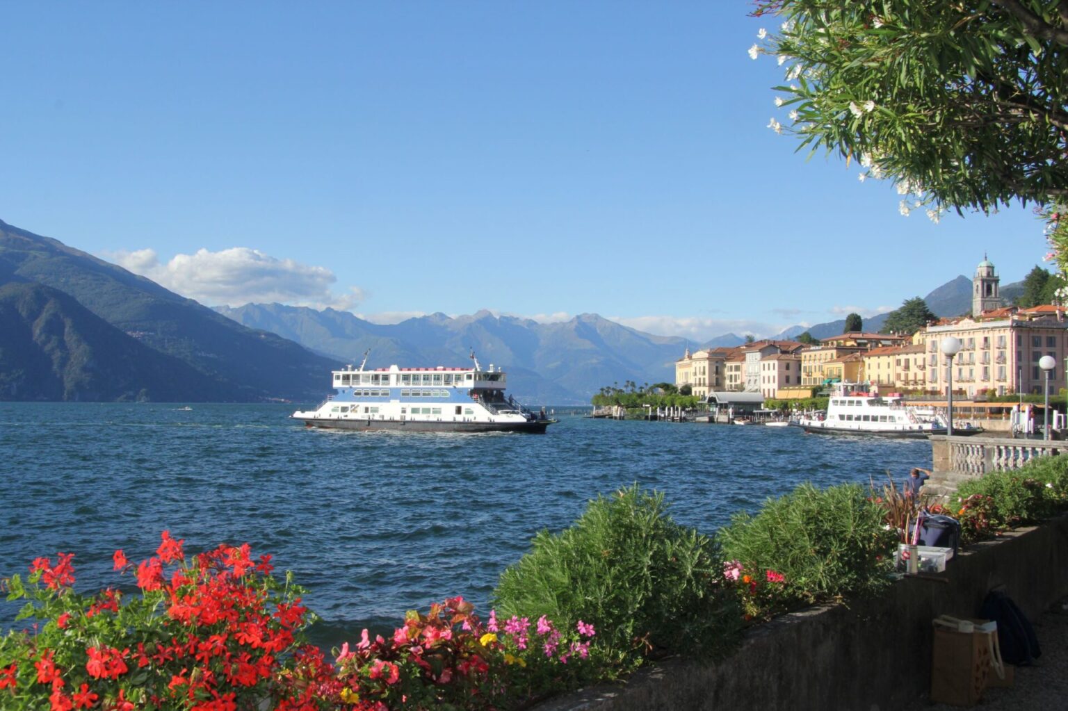 Torna il battello Como-Urio, aumentano i traghetti Menaggio-Bellagio ...