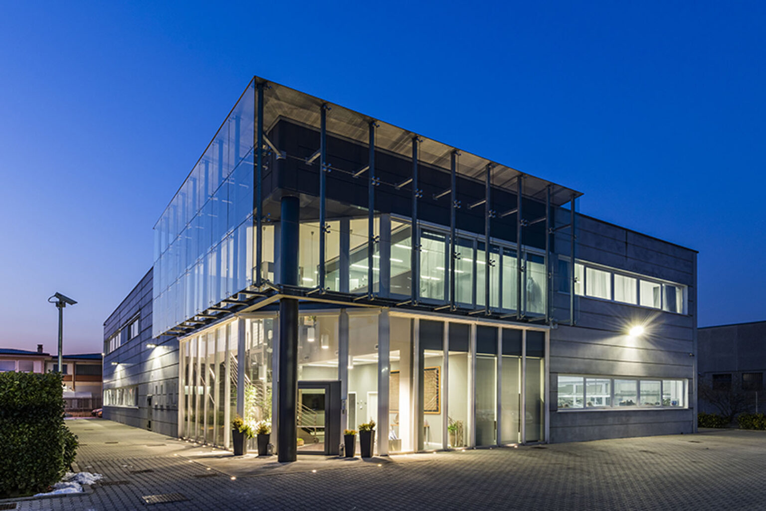 Nuovo colpo del gruppo comasco leader del tessile di lusso: "Acquisito ...