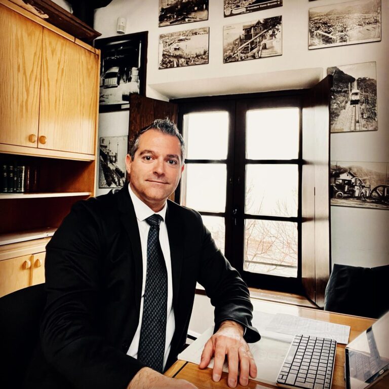 La Funicolare e la denuncia dei biglietti impossibili la sera. Peduzzi ...