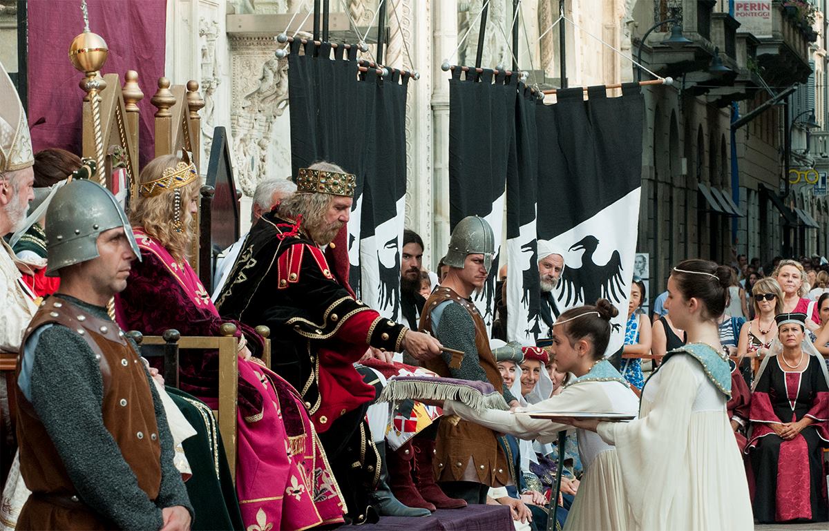 Palio del Baradello chiama Como: "Sponsor e cittadini, ecco come ...