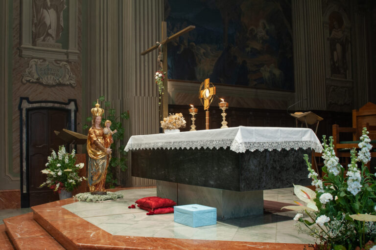 'Miracolo' al Santuario di Maccio? Il Vaticano: "Non interveniamo su ...