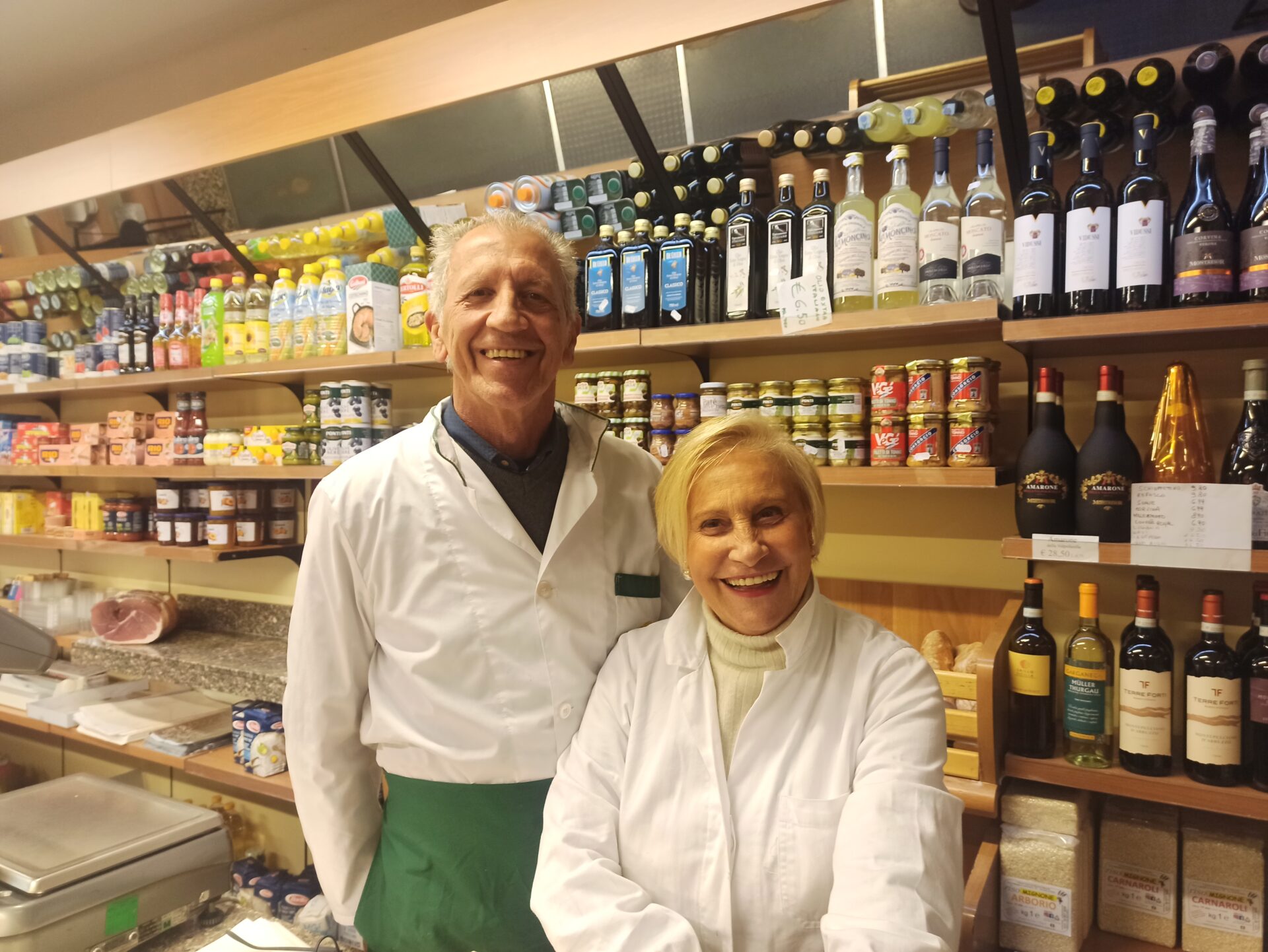 Como perde un angolo di storia, chiude il minimarket Ballabio. Il ...