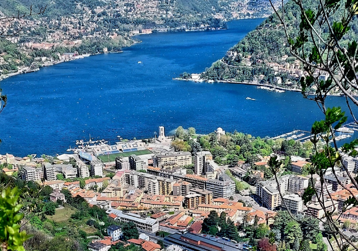 "Turismo sul Lago di Como: la nuova élite economica e la sfida degli ...