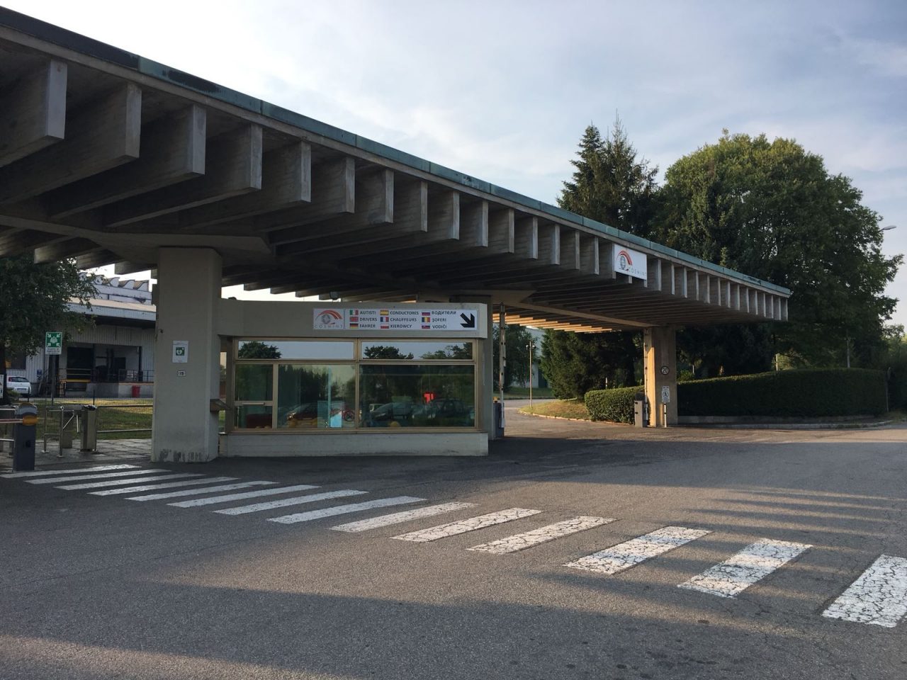 Licenziamenti e buoni pasto, la durissima replica del legale dell ...