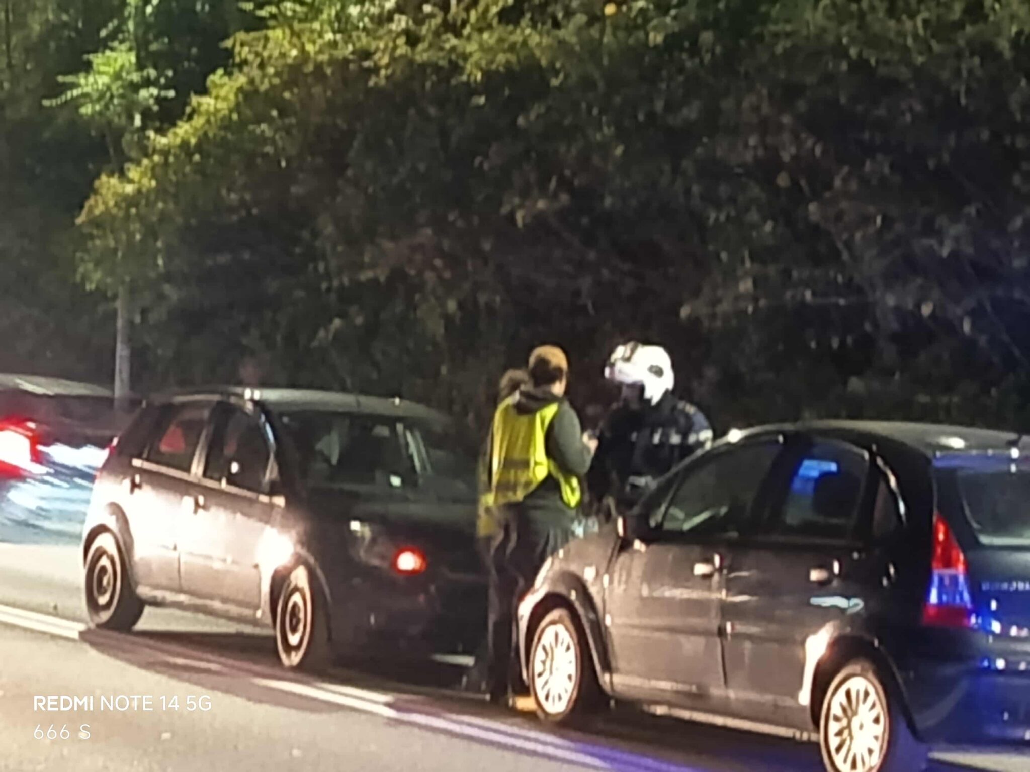 Como incidente in Napoleona tra due auto, traffico in tilt nell'ora di punta - ComoZero