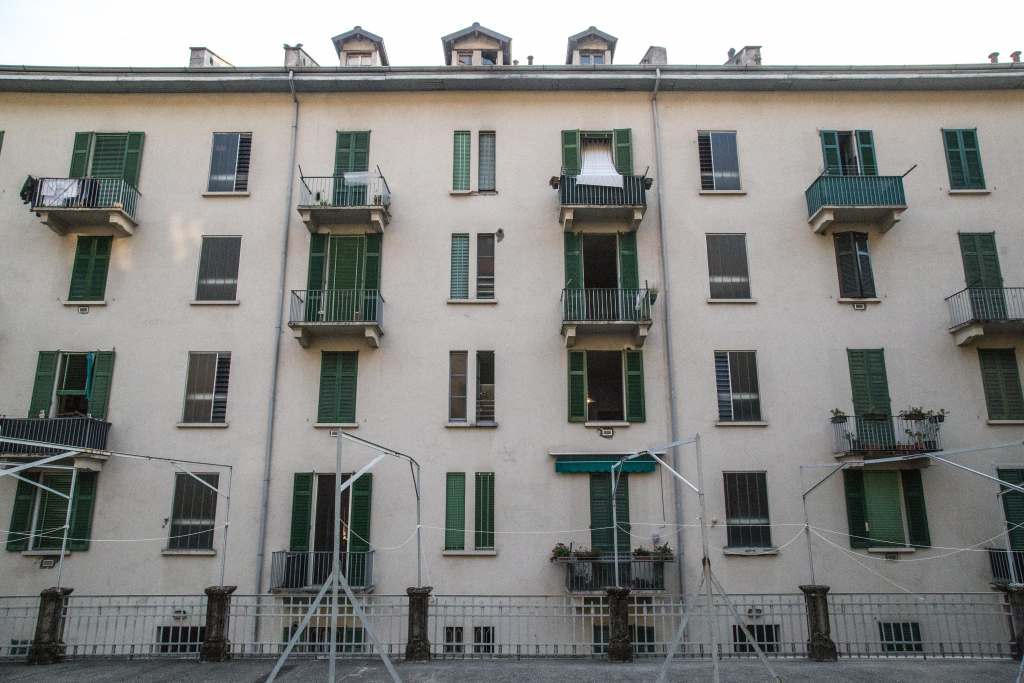 Village People: via Zezio, sapore di bianco e nero. Qui il '900 vive ...