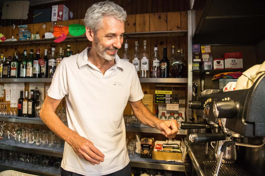 Village People: via Zezio, sapore di bianco e nero. Qui il '900 vive ...