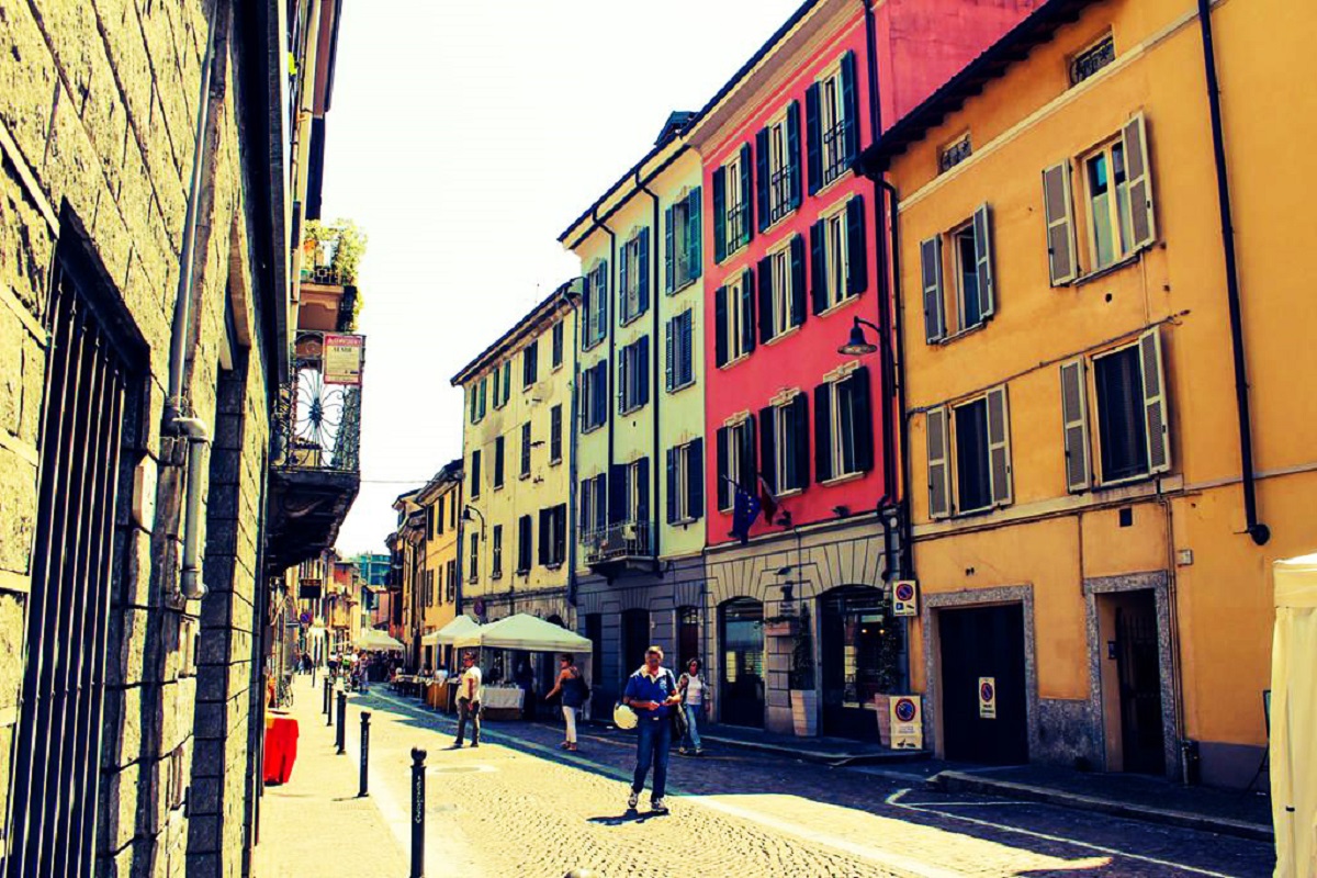 Borgo Vico come Brera e Time Square. La rivoluzione è pronta. Parola al ...